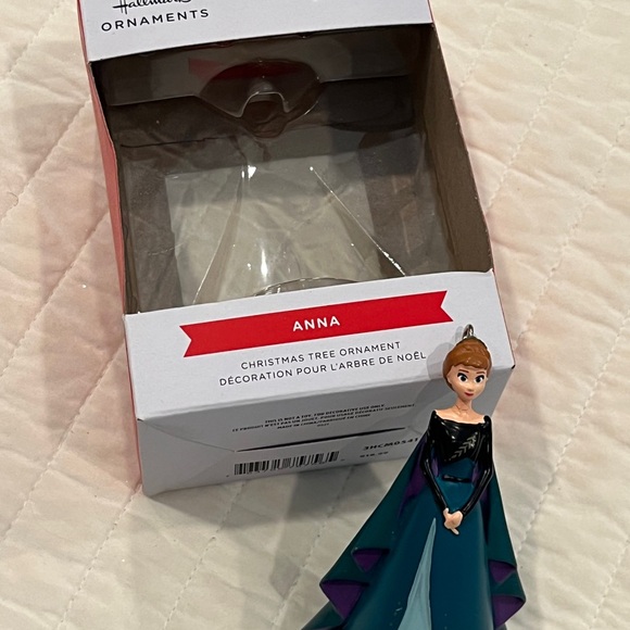 Hallmark | Holiday | Hallmark Frozen Queen Anna Christmas Ornament ...